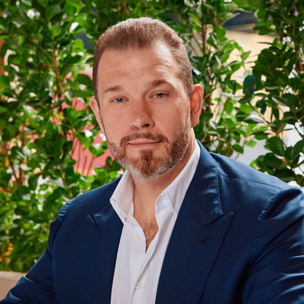 Evgeny Kuzin - 20 Leader Behind Luxury Dining in the Middle East - Forbes Lists